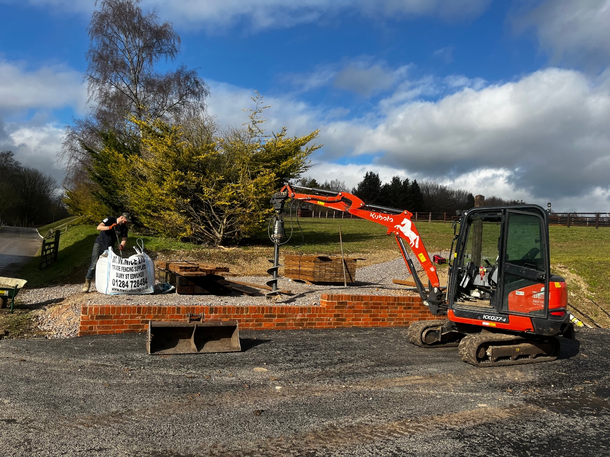 Top Horse Loading Ramp Tips - Nortons Fencing